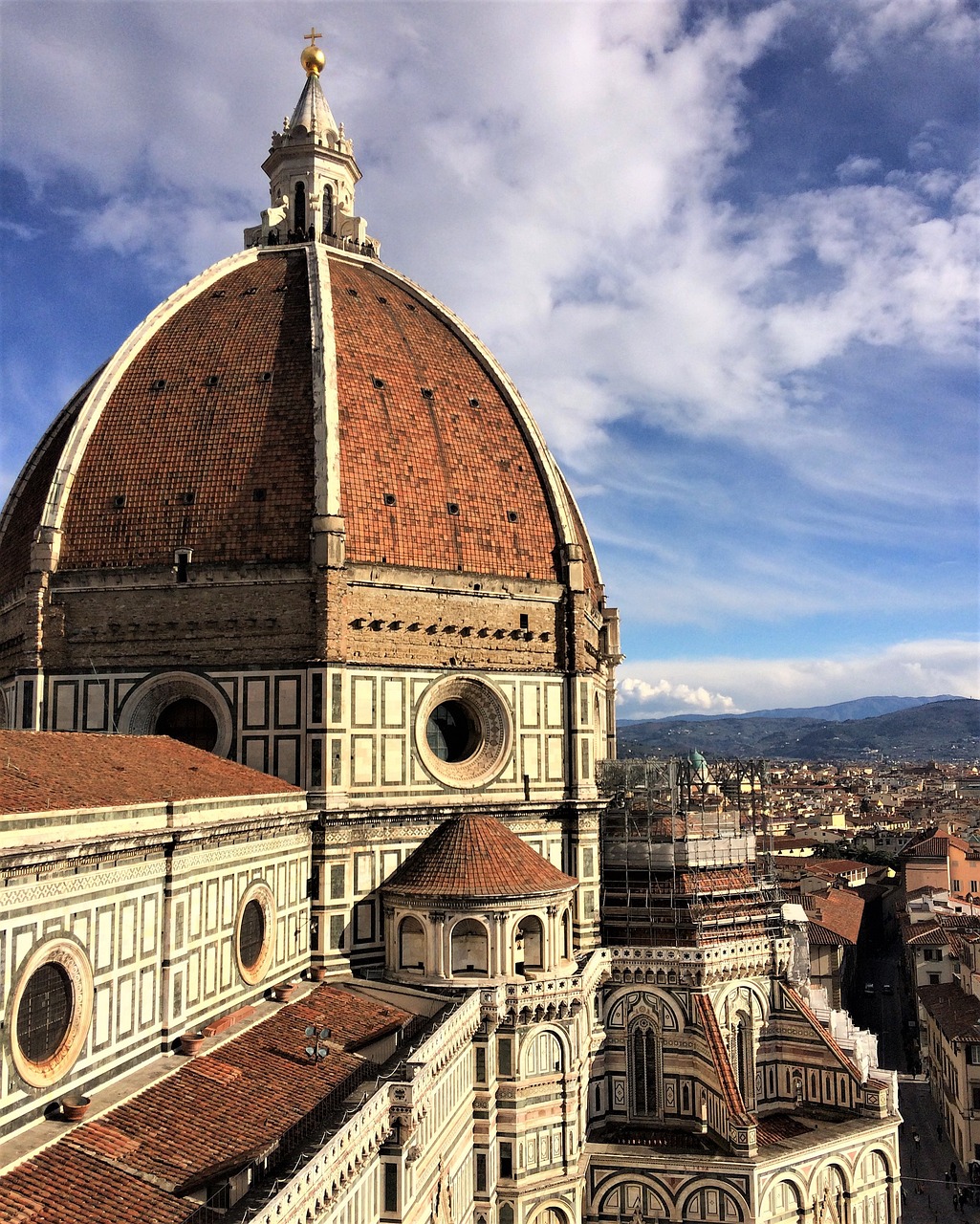 Day Trips from Milan: 7 Amazing Day Trips from Milan by Train